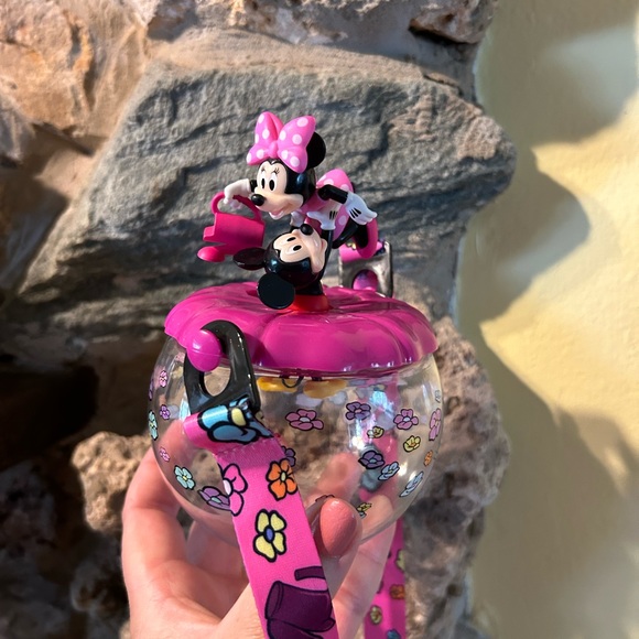 Disney | Kitchen | Disneyland Park Mickeys Toontown Mickey Mouse And ...